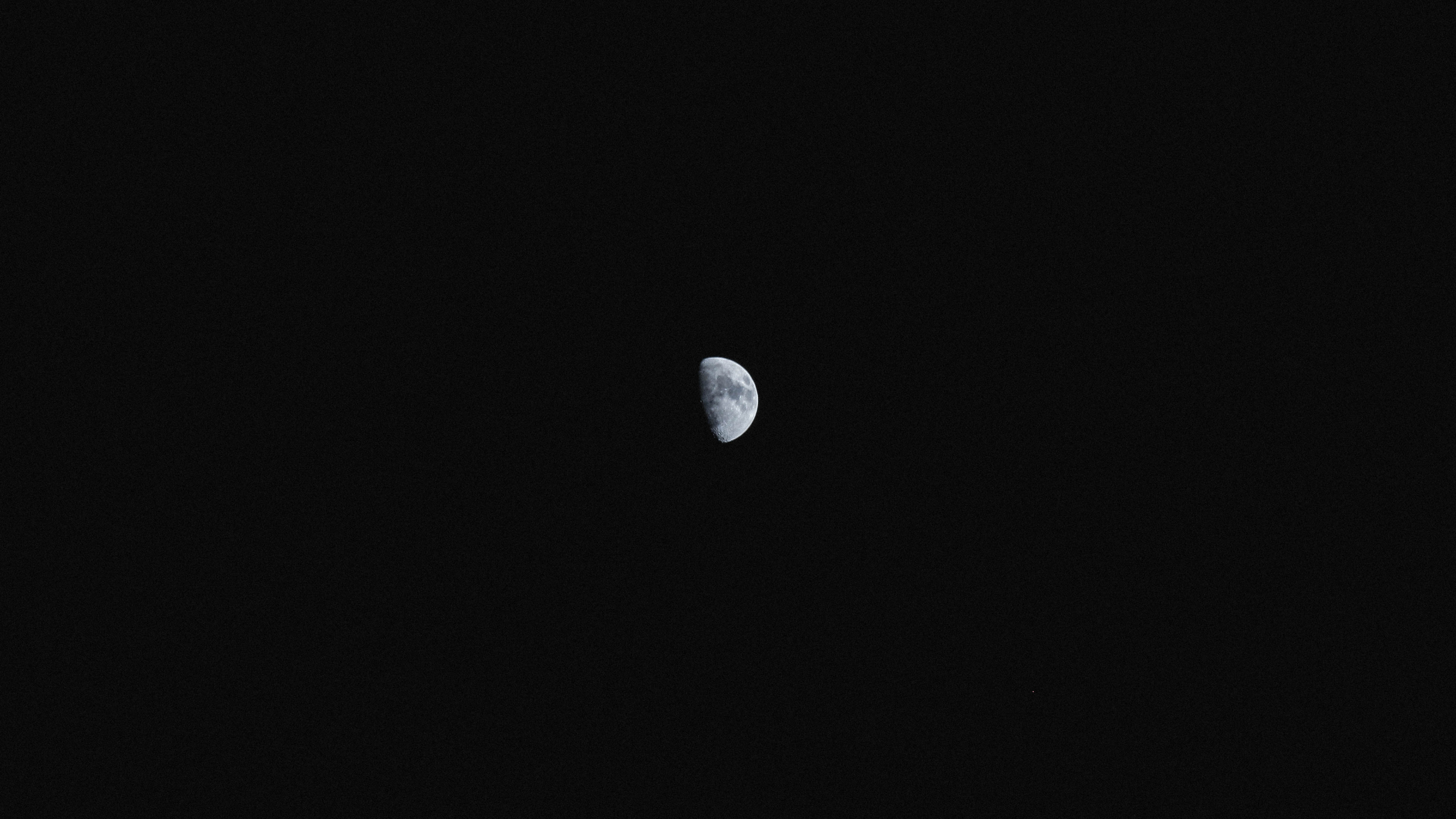 Fondos de Pantalla Luna Llena en el Cielo 4K Ultra HD Gratis, 3840x2160 ...