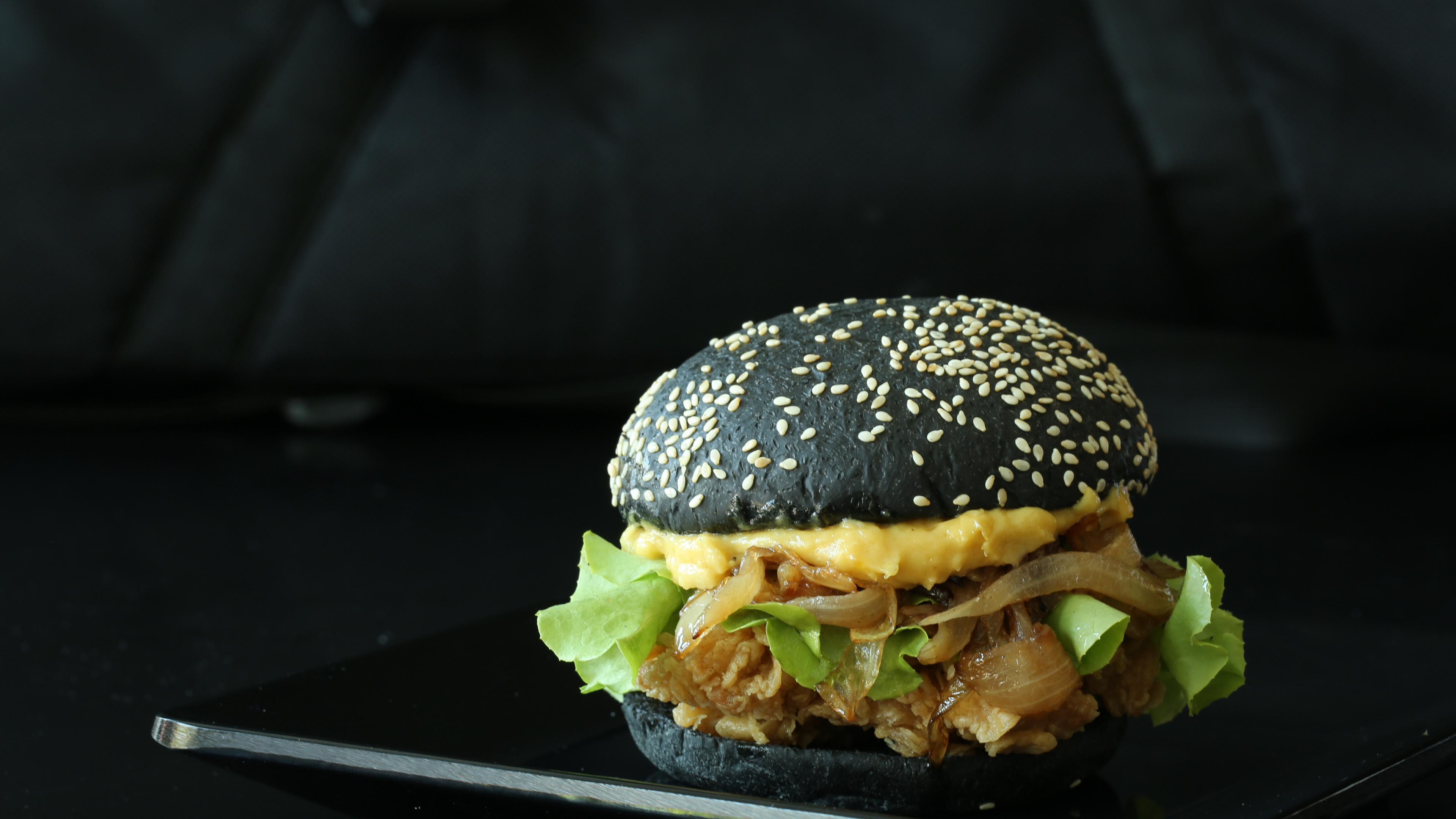 Wallpaper Burger With Lettuce and Cheese, 4K Ultra HD Background ...