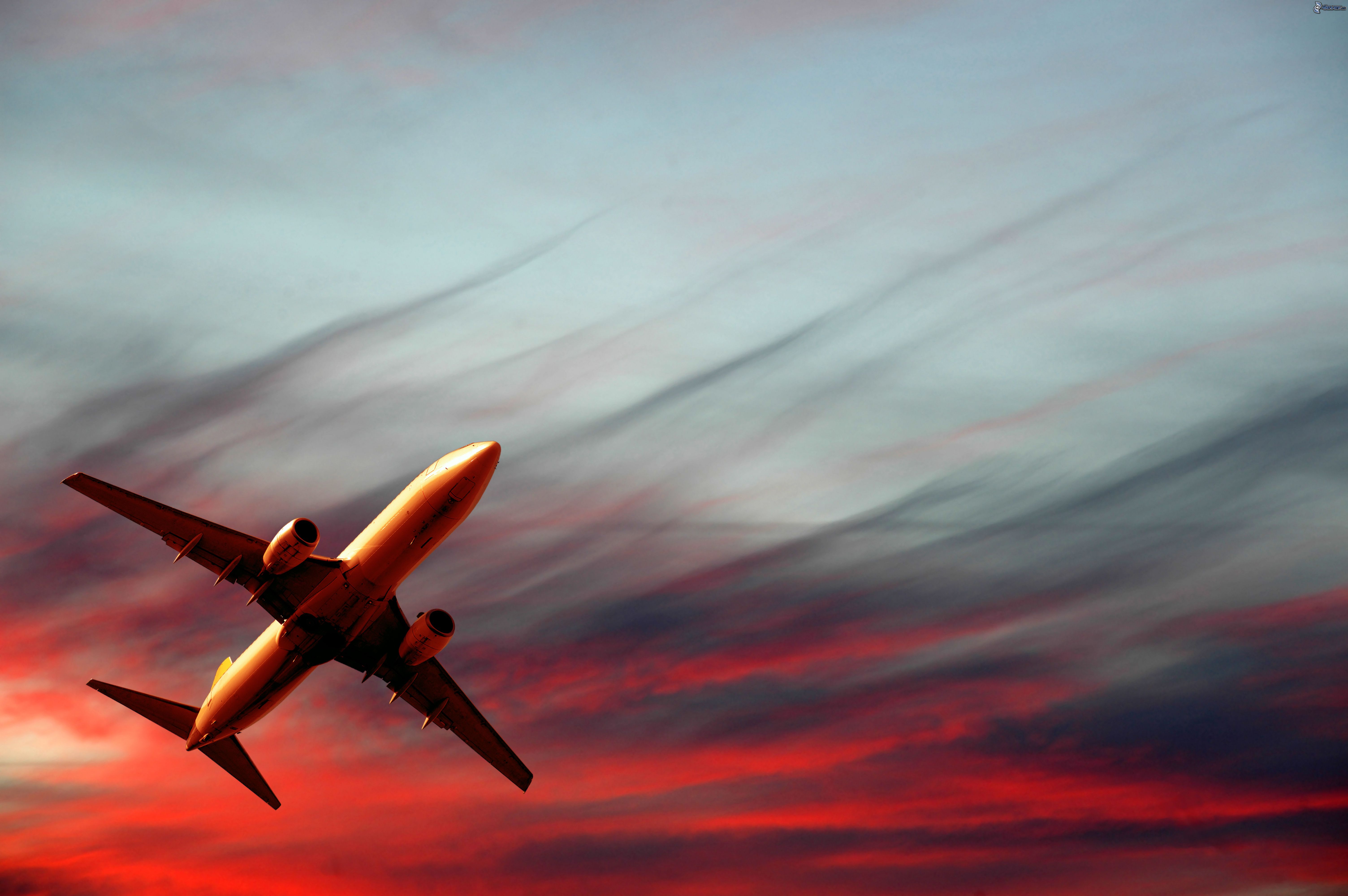 Kostenlose Hintergrundbilder Weißes Flugzeug in Der Luft, Bilder Für ...