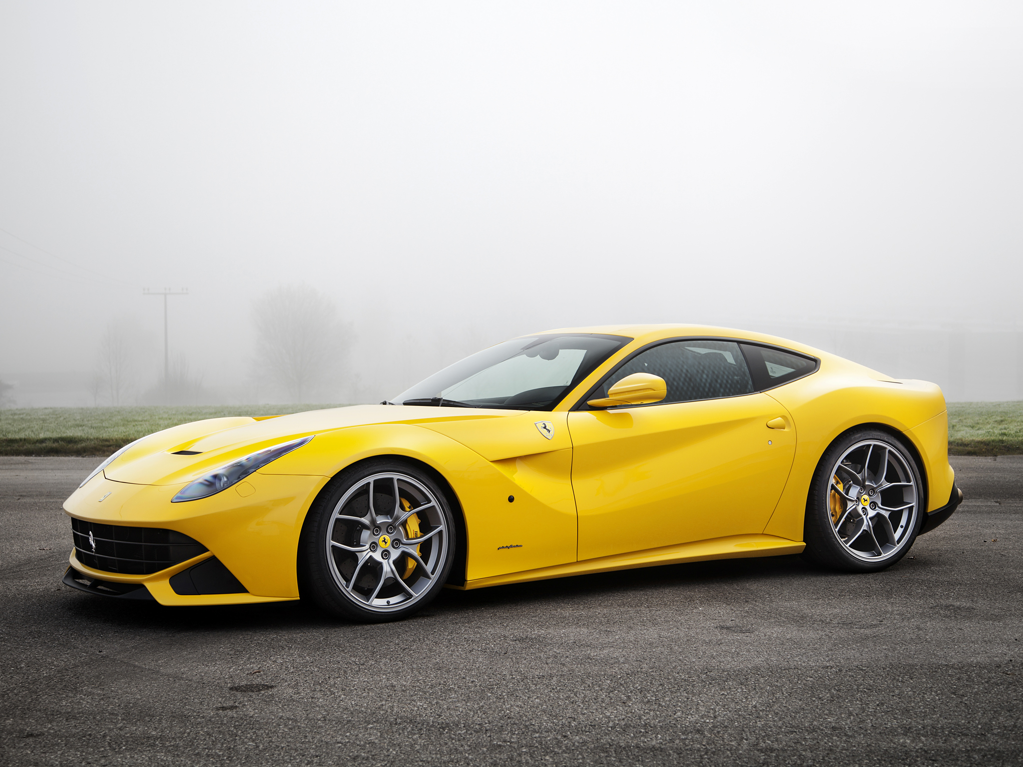 Wallpaper Yellow Ferrari 458 Italia Coupe, Background - Download Free Image